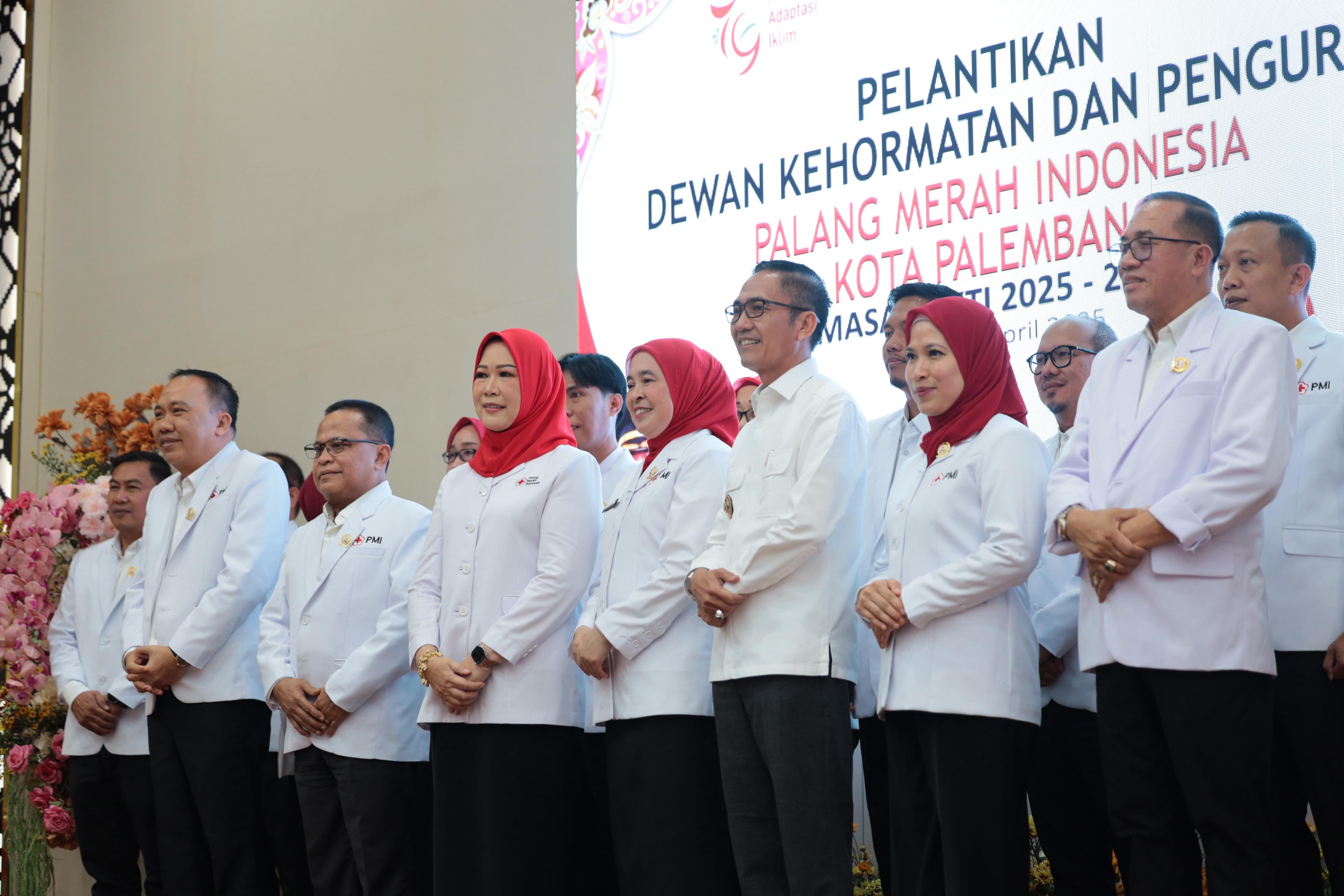 Ketua PMI Sumsel Feby Deru Lantik Dewan Kehormatan dan Pengurus PMI Kota Palembang Masa Bakti ...